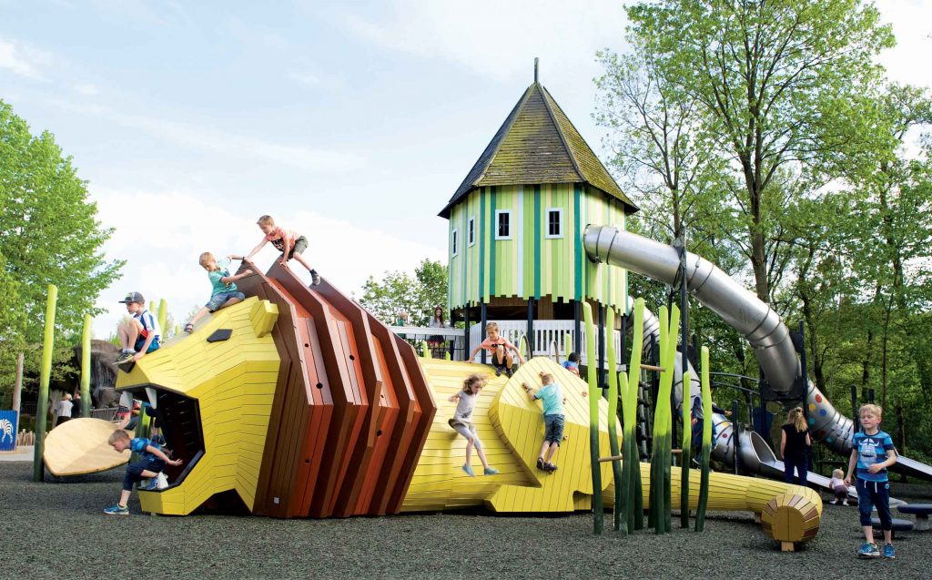 Playground equipment - Revista Landuum