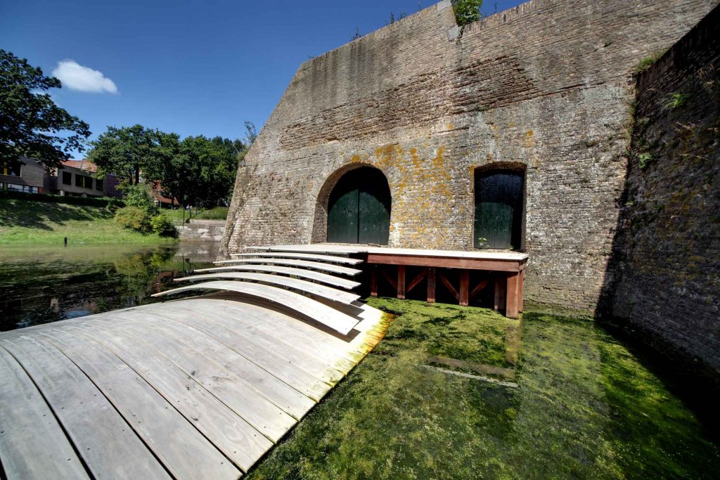 The Ravelijn Bridge - Revista Landuum