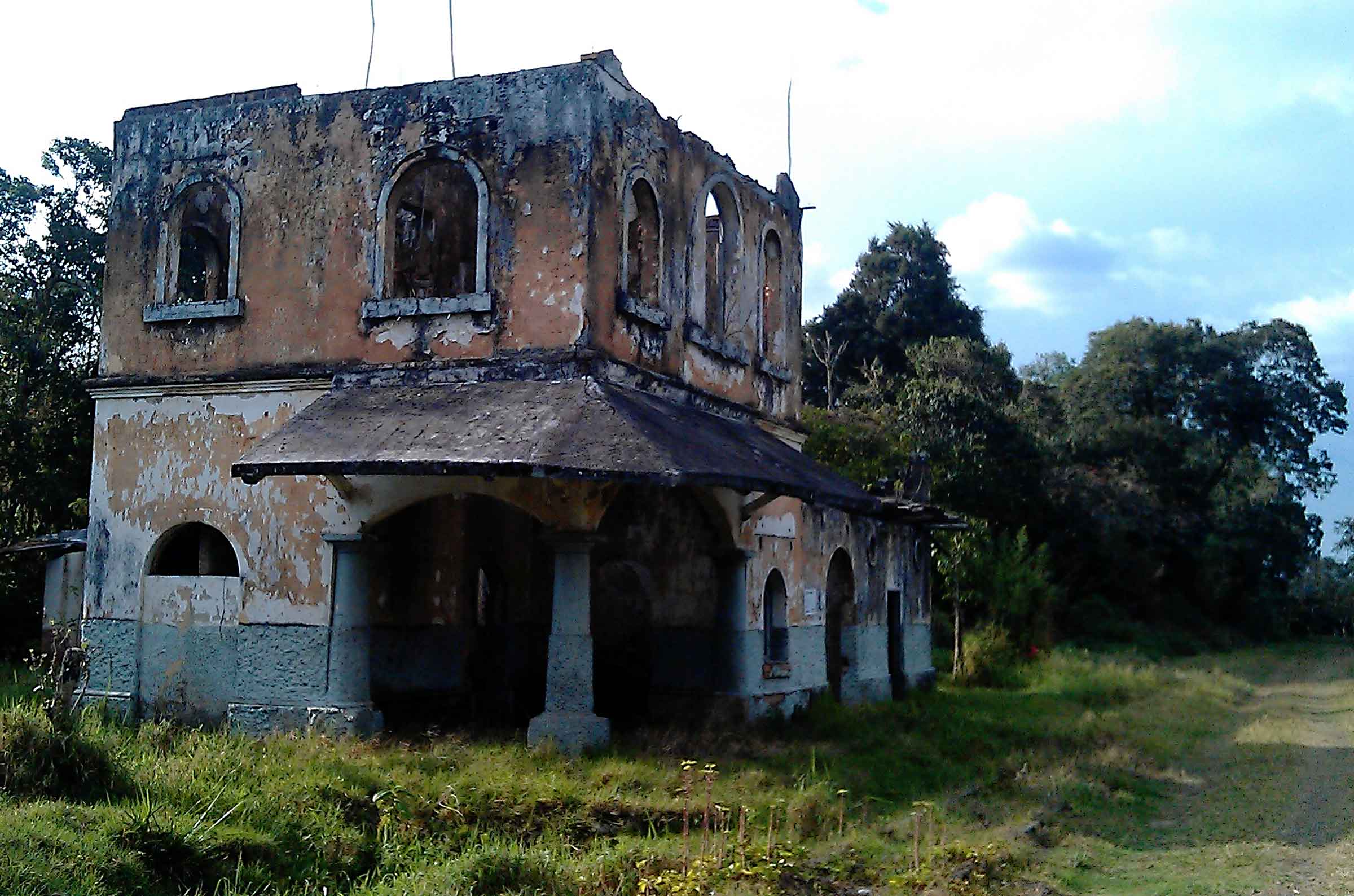 Railway landscape in Colombia - Revista Landuum